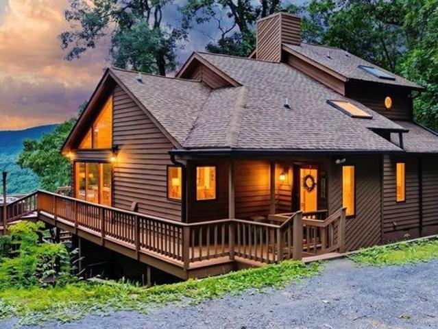 2129 Laurel Springs Dr, Wintergreen Resort, VA 22967