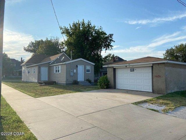 2129 S Joplin Ave, Joplin, MO 64804