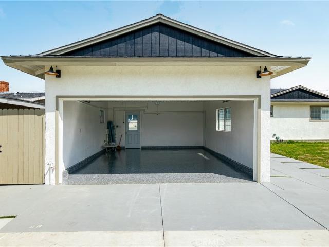 2129 W Harle