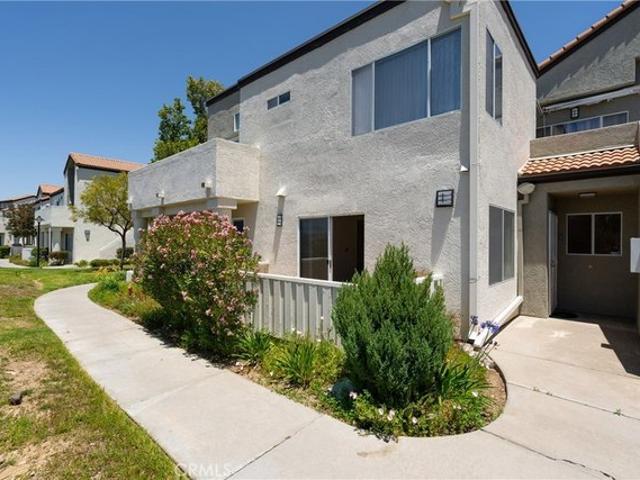 21200 Trumpet Dr Unit 103, Newhall, CA 91321