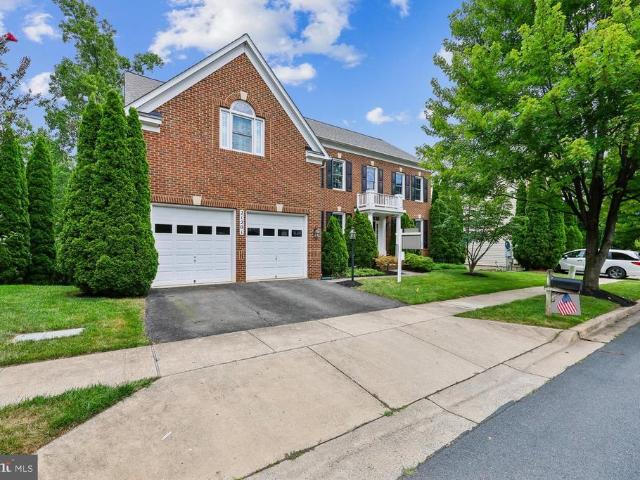 21201 Hickory Forest Way