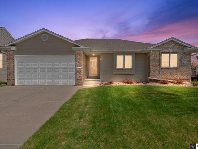 21204 Stonehaven Ct, Gretna, NE 68028