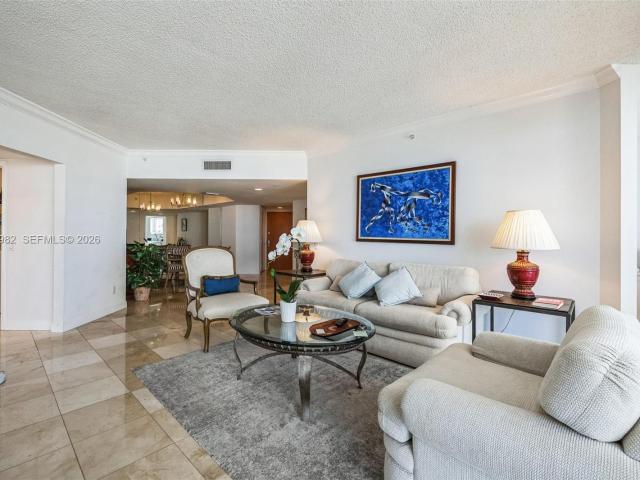 21205 Yacht Club Dr, Unit 1802, Aventura, FL 33180 | MLS #A11939