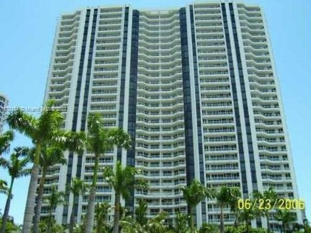 21205 Yacht Club Dr #1802 Aventura, FL 33180