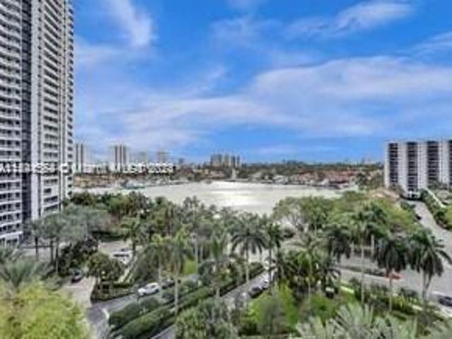 21205 Yacht Club Dr #2907, Aventura, FL 33180