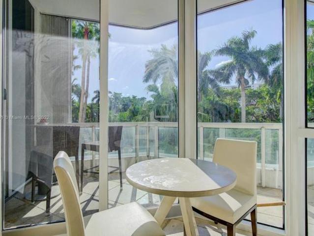 21205 Yacht Club Dr #308, Aventura, FL 33180