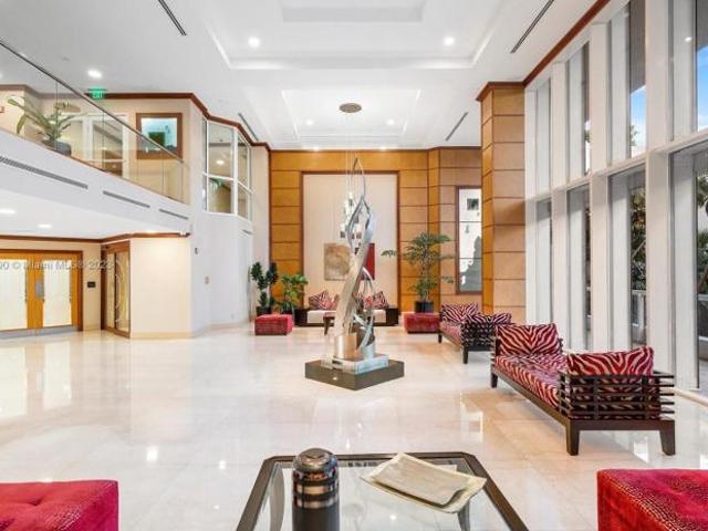 21205 Yacht Club Dr #701, Aventura, FL 33180