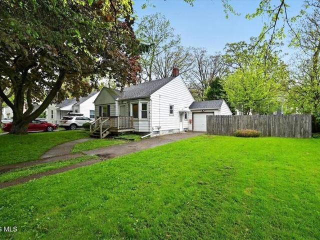 2120 Marlow Rd, Toledo, OH 43613