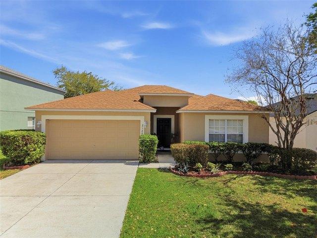 2120 Nicollett Way, Leesburg, FL 34748