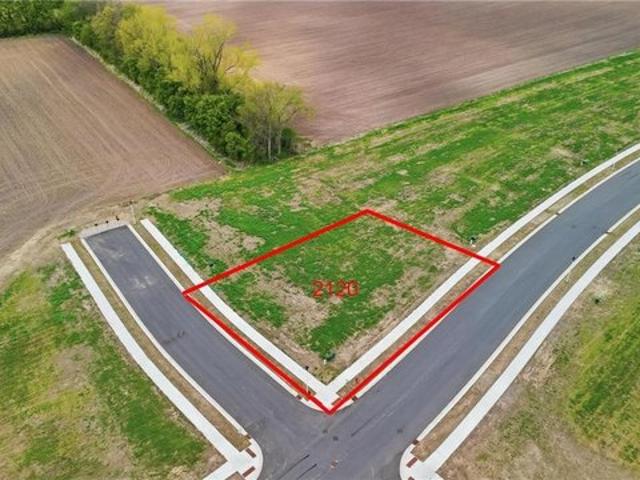 2120 Benson St, Saint Peter, MN 56082