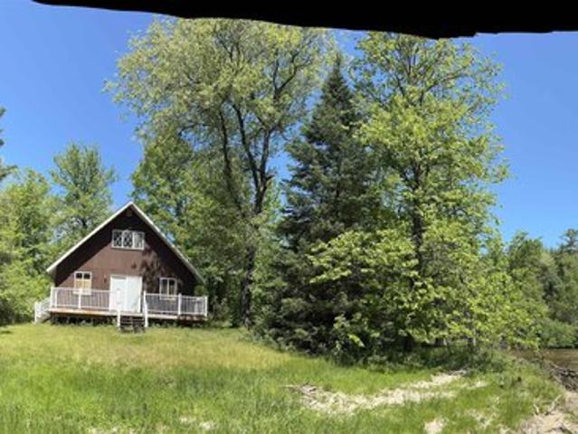 2120 Campfire Trl, Alger, MI 48610