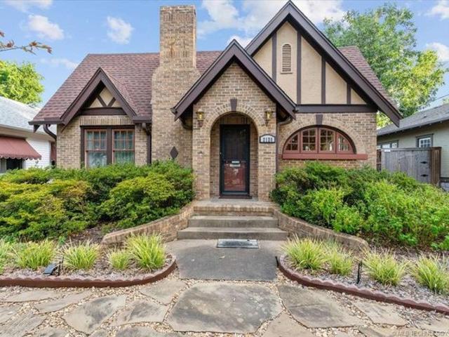 2120 E 18th St, Tulsa, OK 74104