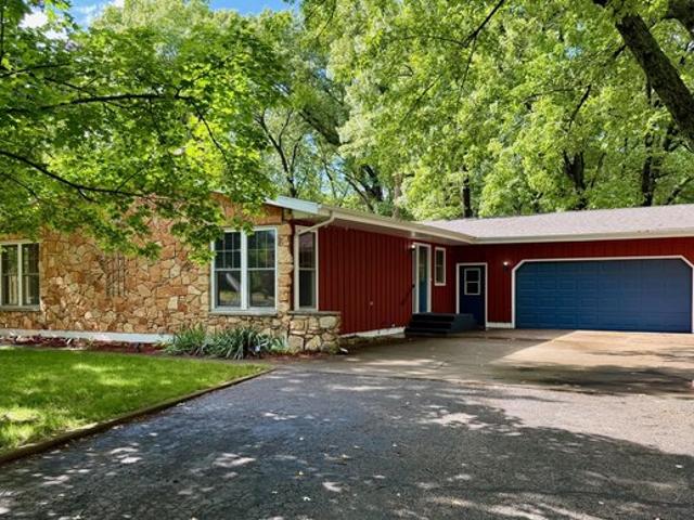 2120 E 200 S, Knox, IN 46534