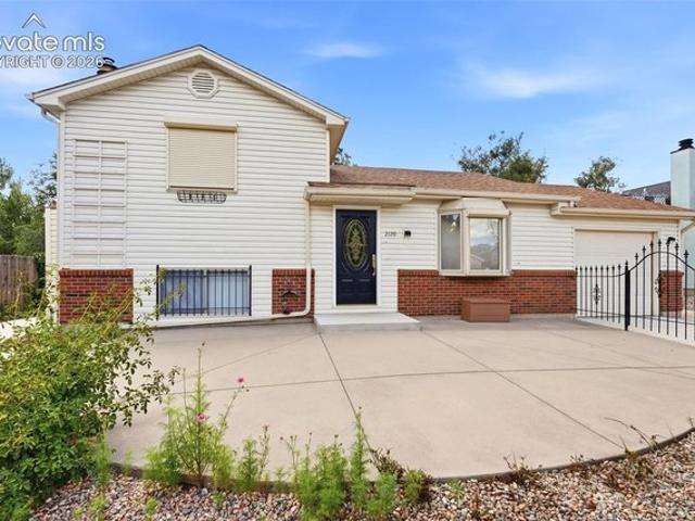 2120 Eddington Way, Colorado Springs, CO 80916