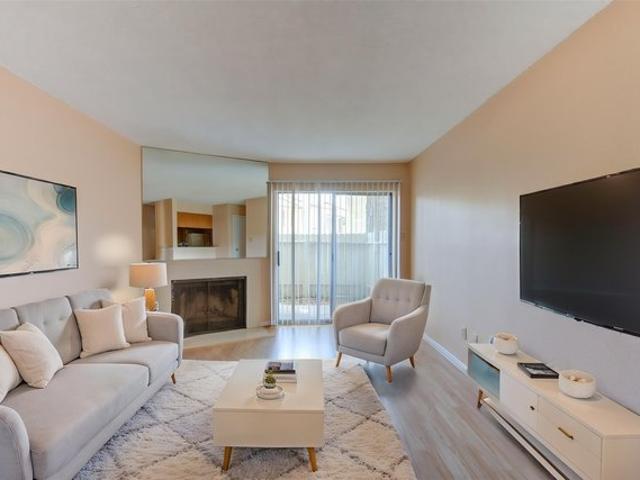 2120 El Paseo St Apt 619, Houston, TX 77054