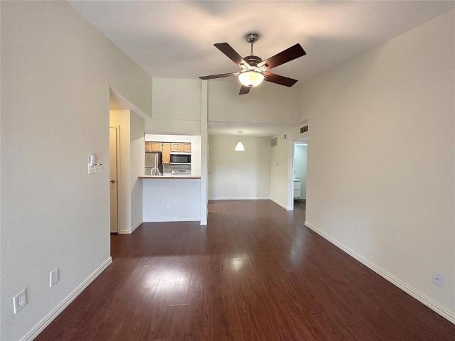 2120 El Paseo Street 620