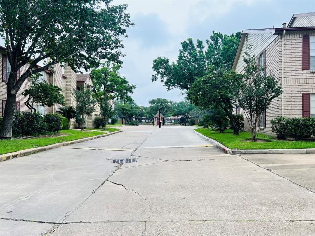 2120 El Paseo Street 620