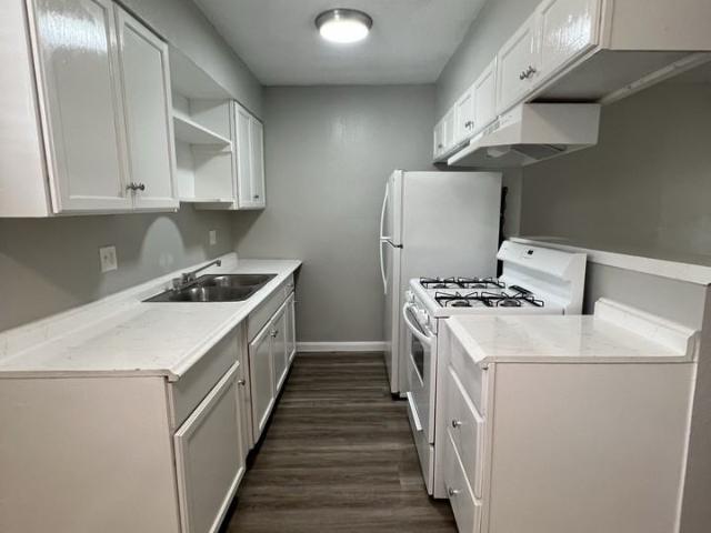 2120 Strawberry Road 1 Bedroom Apartment for Rent at 2120 Strawberry Rd, Pasadena, TX 77502