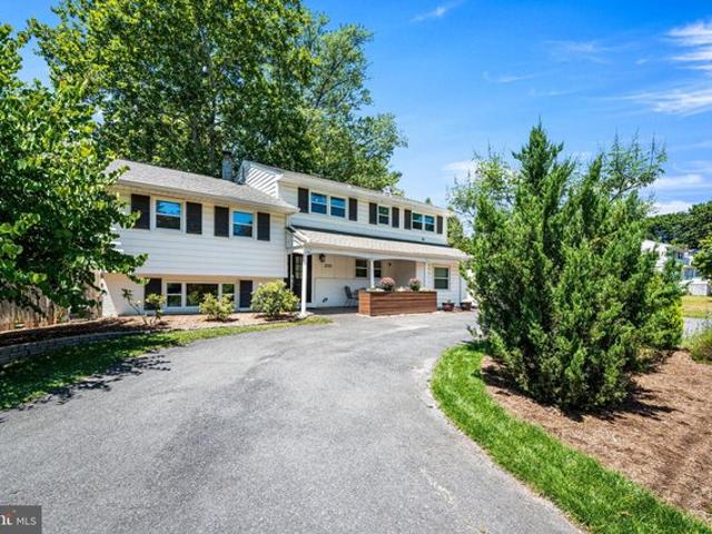 2120 Shipley Rd, Wilmington, DE 19803