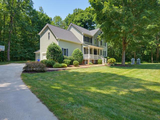 2120 Thoroughbred Drive