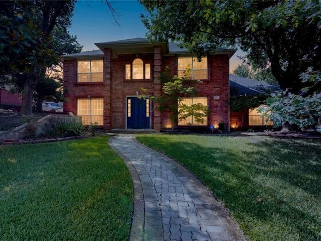 2120 Valley View Dr, Cedar Hill, TX 75104
