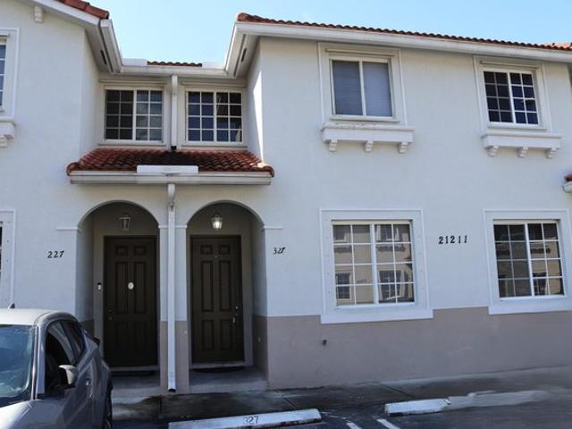 21211 NW 14th Pl Unit 3 27, Miami Gardens, FL 33169