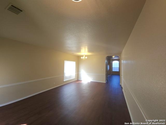 21215 Encino Ash