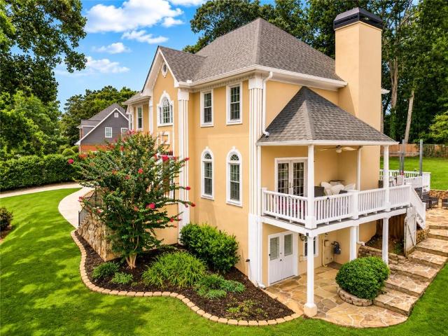 2121 Bennington Court