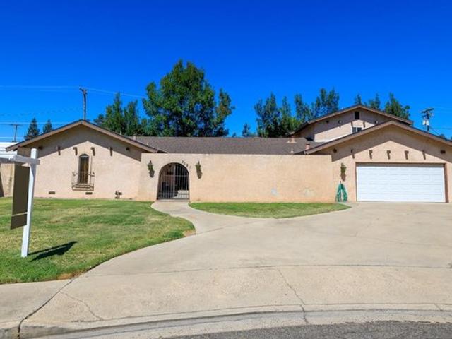 2121 Cumberland Dr, Turlock, CA 95382