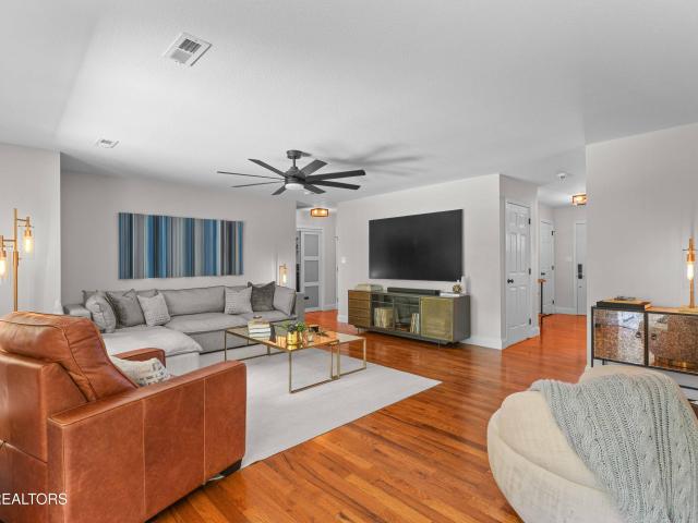2121 Camley Court