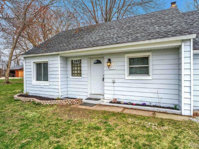 2121 Chesley Drive