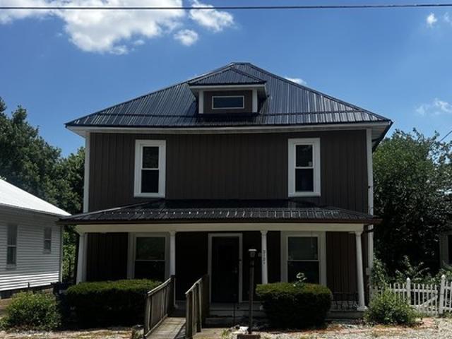 2121 College Ave, Mount Vernon, IL 62864