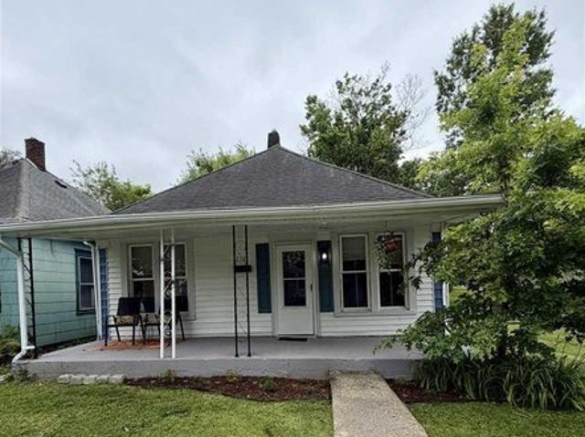 2121 Elm St, Terre Haute, IN 47807