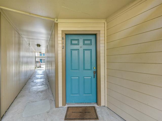 2121 Hepburn Street 612