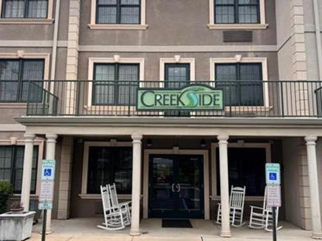 2121 Hokendauqua Ave #305, Northampton Township, PA 18067