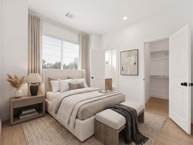 2121 Hoskins Dr, Unit C, Houston, TX 77080 | MLS #59674