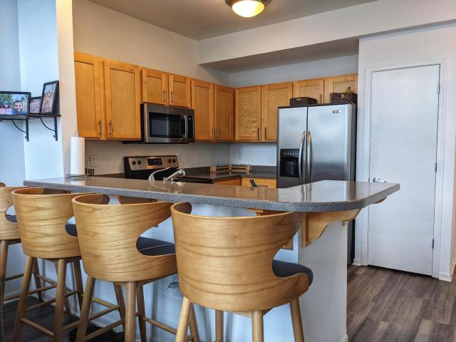 2121 S Kinnickinnic Ave, Unit 110, Milwaukee, WI 53207 | MLS #1966