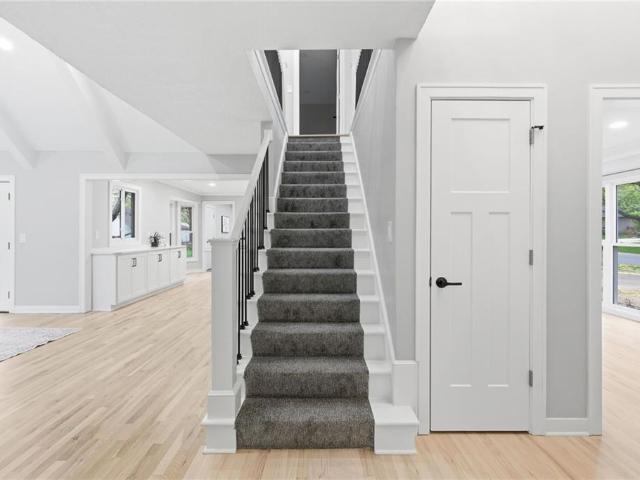 2121 W 120th St, Leawood, KS 66209 | MLS #2613