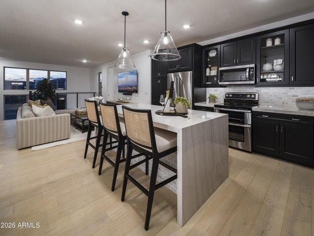 2121 W Sonoran Desert Dr Unit 163, Phoenix, AZ 85085