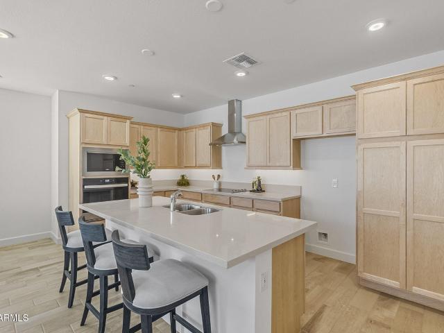 2121 w sonoran desert drive # 99