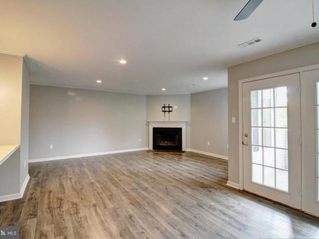 2121 Wainwright Ct, Unit 1C, Frederick, MD 21702 | MLS #MDFR2080 | Compass