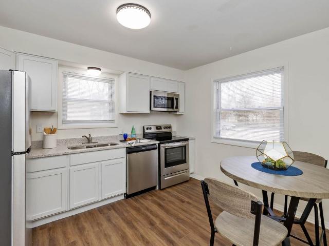 2121 2123 Fairfax Road 2 Bedroom Apartment for Rent at 2121 Fairfax Rd, Indianapolis, IN 46227 Edgewood