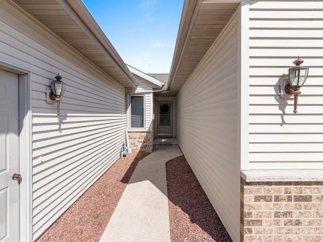 2121 45th St, Unit J