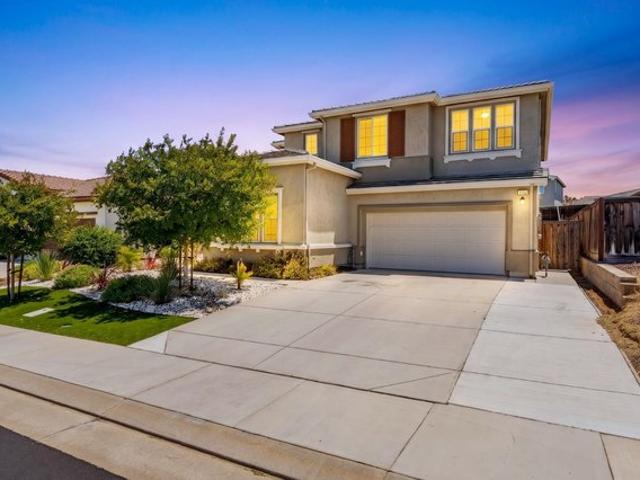 21224 Grapevine Dr, Patterson, CA 95363