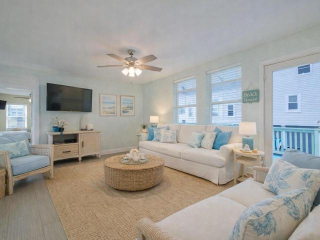 21225 Gulf Dr