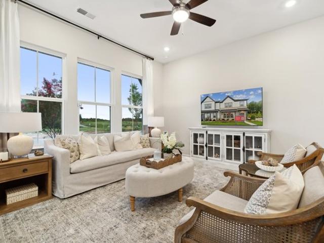 21225 Lake Run Dr, Charlotte, NC 29708