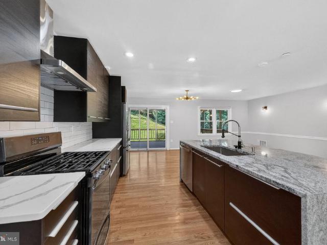 21228 Mcfadden Square # 314