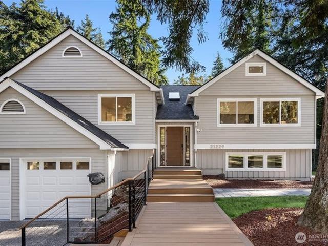 21229 NE 14th Pl, Sammamish, WA 98074