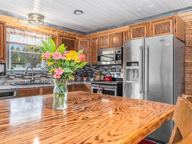 2122 Mile Road
