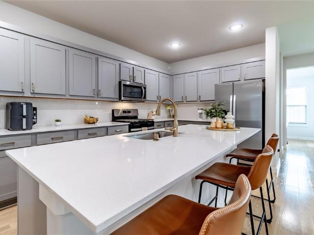 2122 Mossfield Lane